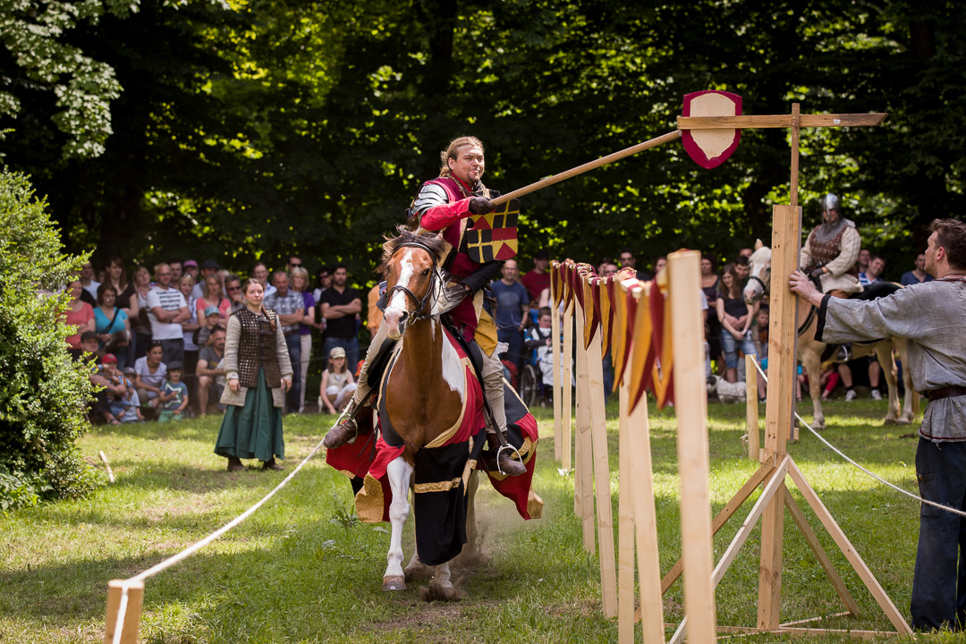 Ritterturnier auf Schloss Scherneck – FotoLinse